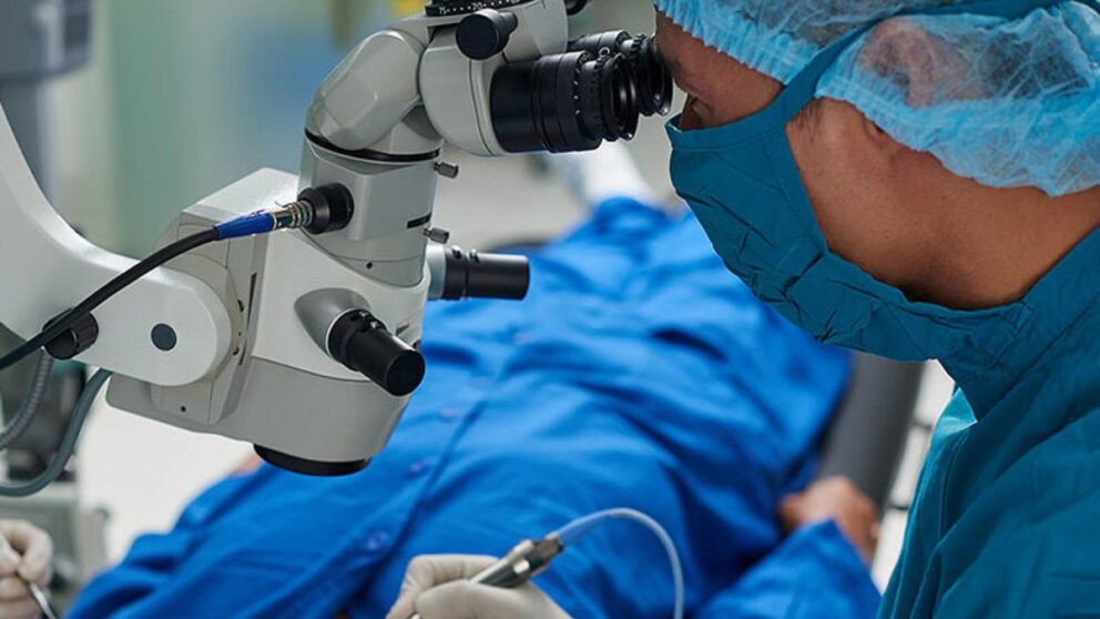 Glaucoma Surgery Series: Trabeculectomy